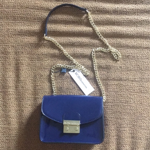 BCBGeneration | Bags | Nwt Bcbgeneration Gold Chained Crossbody Bag ...